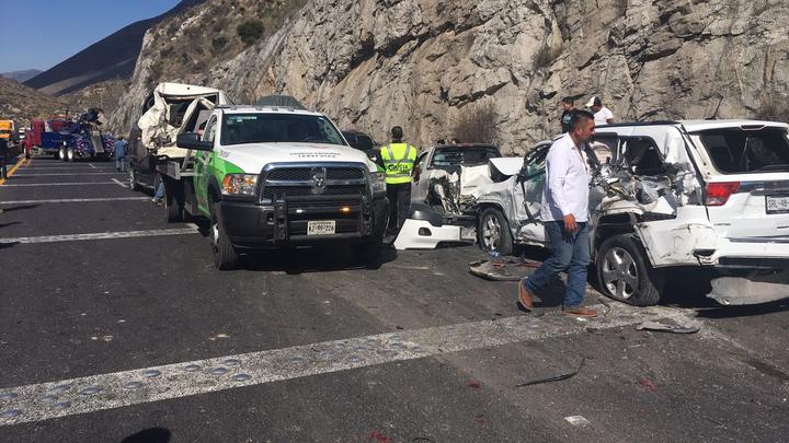Accidente Múltiple En Los Chorros