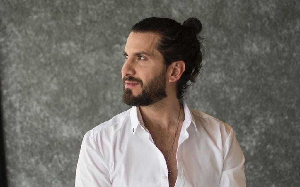 Simón León vuelve para 'enamorar' al público