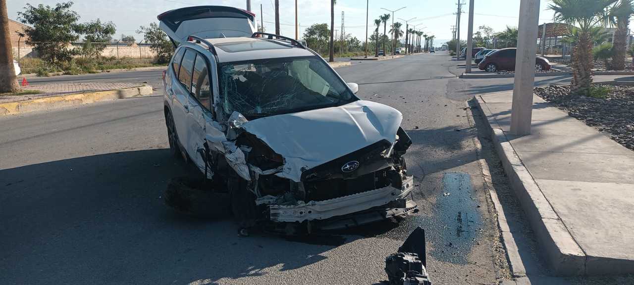 Choque en Torreón deja daños estimados en 220 mil pesos
