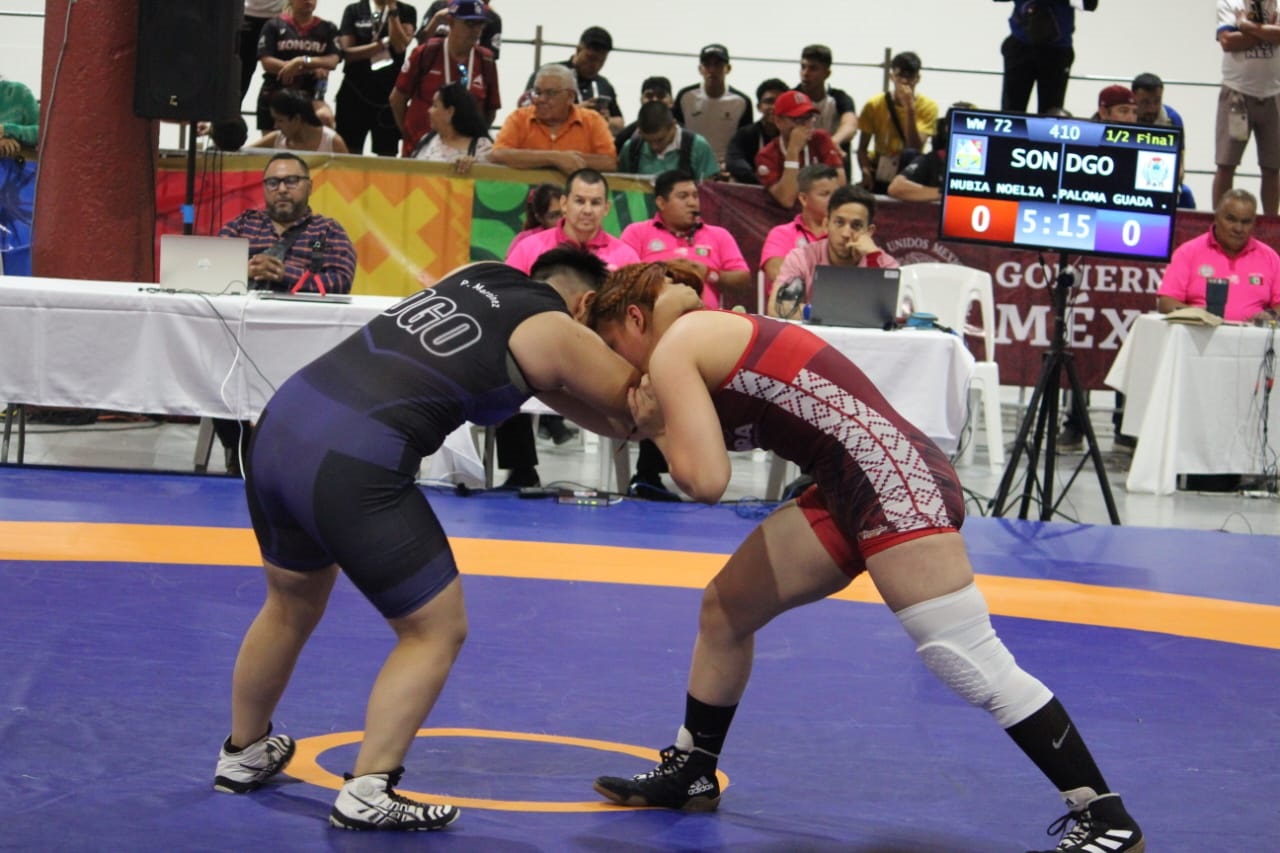 Bronce arácnido dentro de la lucha femenil