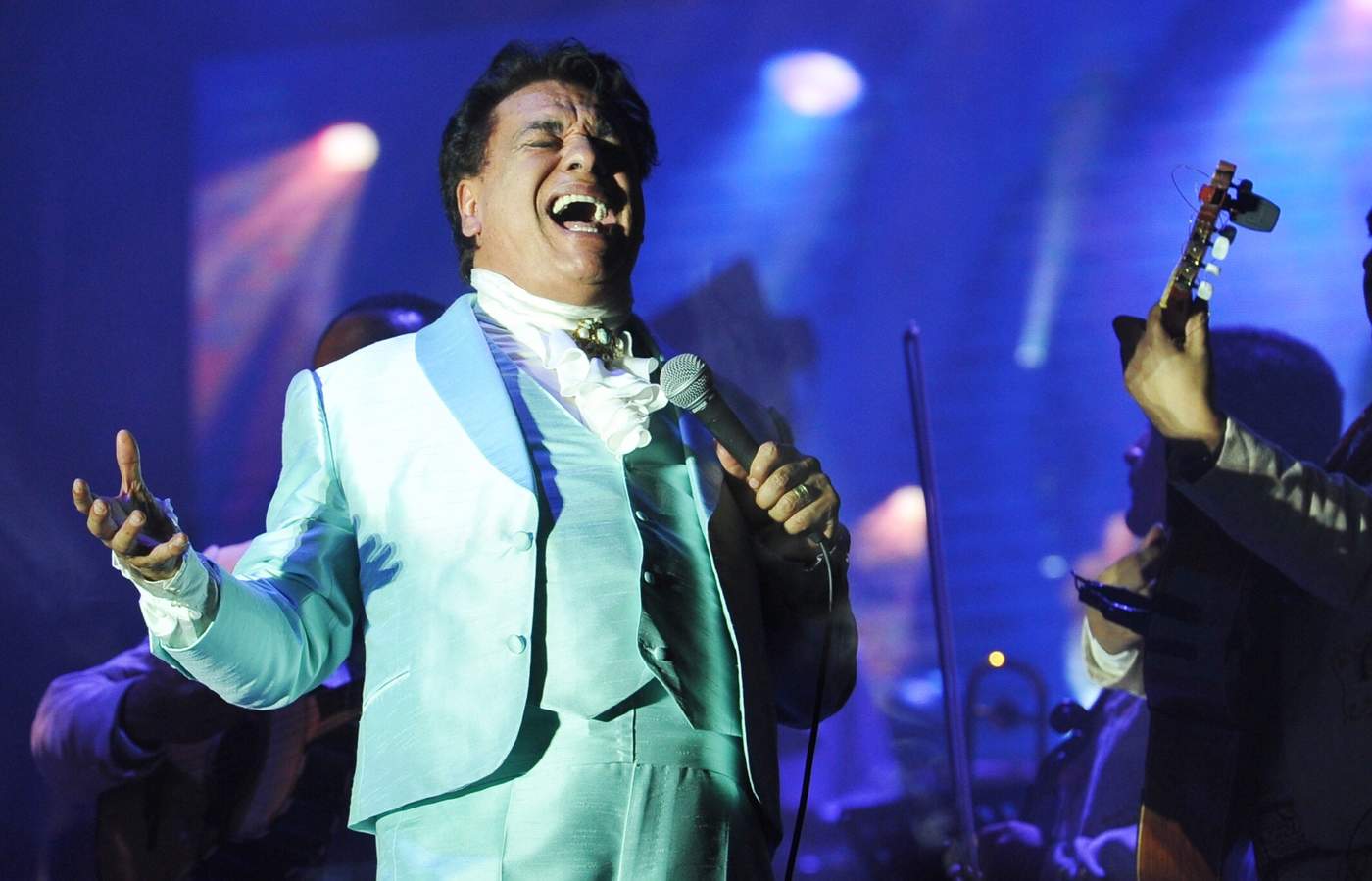 Estrenarán nueva serie sobre Juan Gabriel y el misterio que rodea su muerte Estrenarán nueva serie sobre Juan Gabriel y el misterio que rodea su muerte