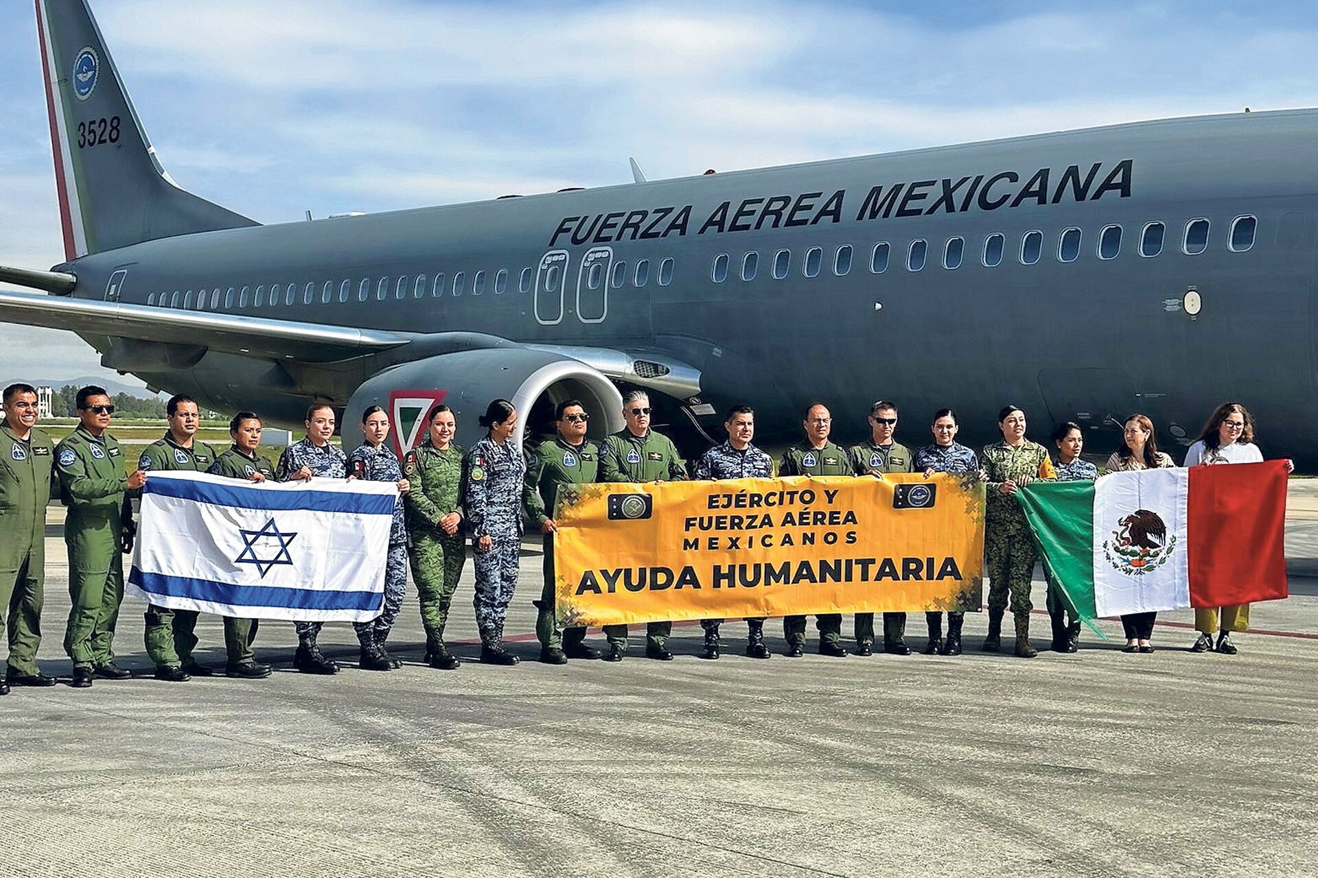 México rescata a primeros 135 mexicanos que habían quedado atrapados en guerra de Israel