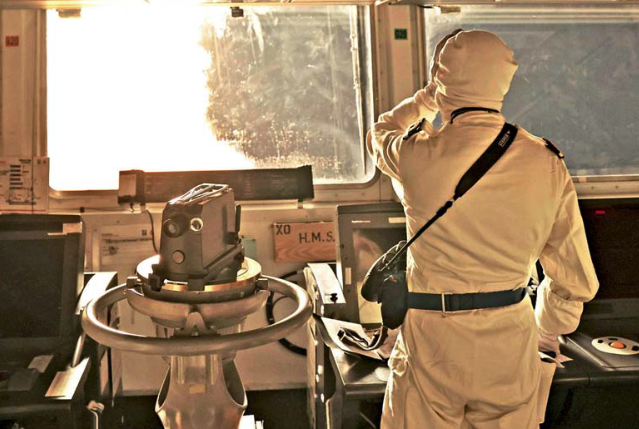 Crece guerra en Oriente Medio; EUA y Reino Unido bombardean posiciones de los hutíes