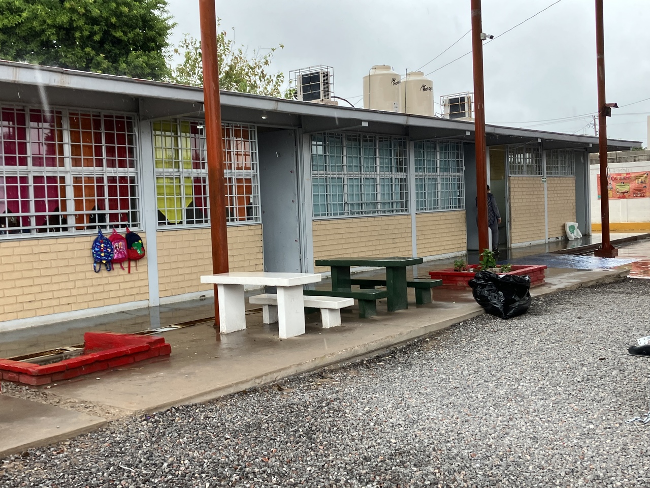 Buscan evitar robos y vandalismo en escuelas