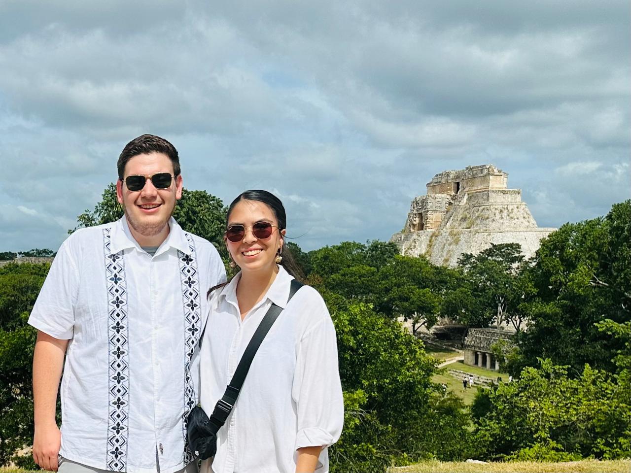 Apoyan exalumnos a su equipo de robótica